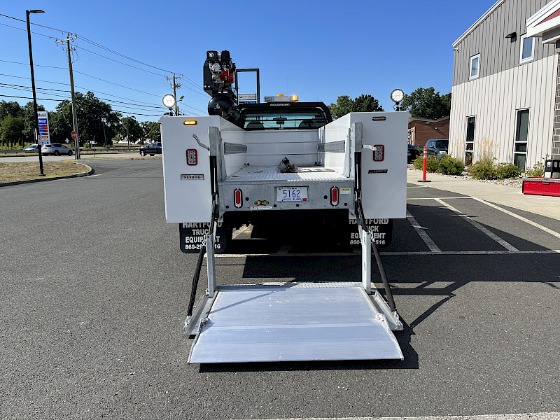 Liftgates | Hartford Truck Equipment, South Windsor CT